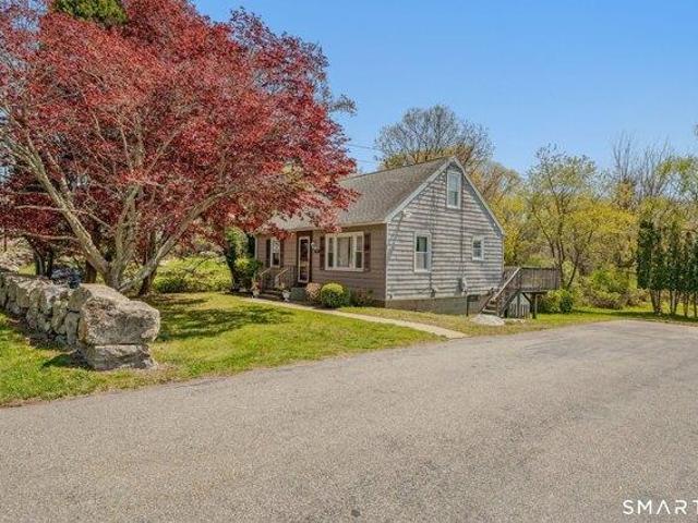 house with 3 bedroom, Waterford CT ES103187514