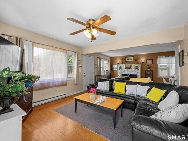 house with 3 bedroom, Waterford CT ES104908060