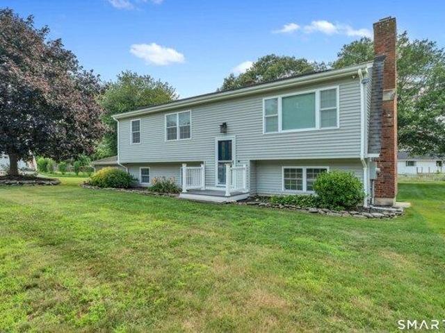 house with 3 bedroom, Waterford CT ES104298956