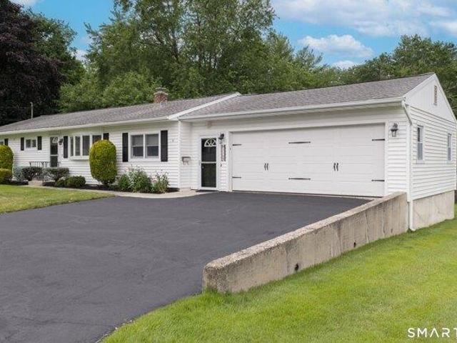 house with 3 bedroom, Watertown CT ES103665517