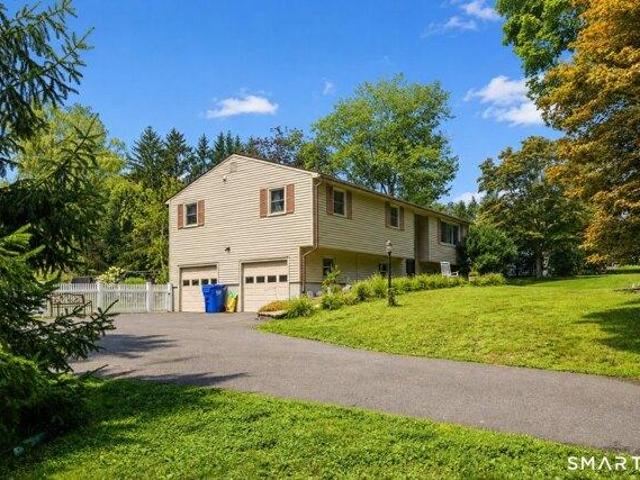 house with 3 bedroom, Watertown CT ES104848907