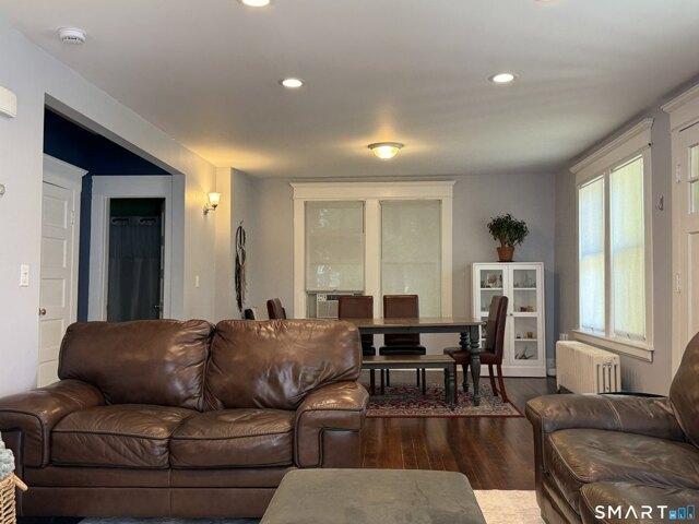 house with 3 bedroom, Watertown CT ES104148988