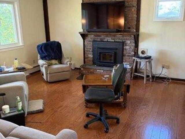 house with 3 bedroom, Watertown CT ES105124220