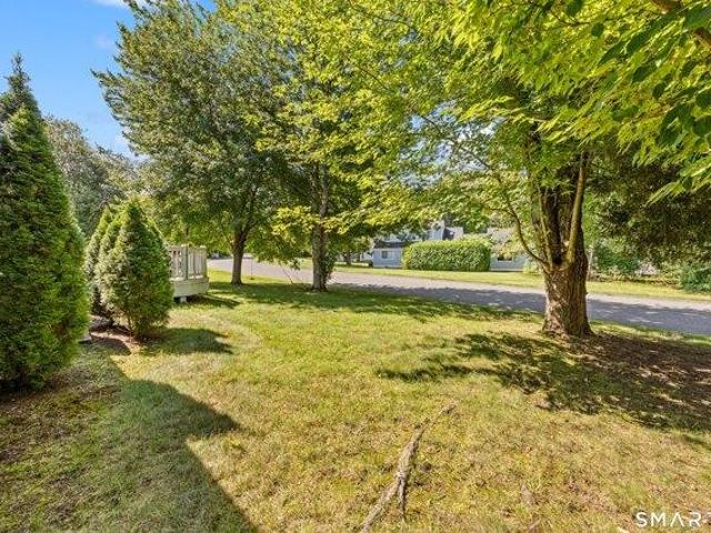 house with 3 bedroom, Watertown CT ES105175908