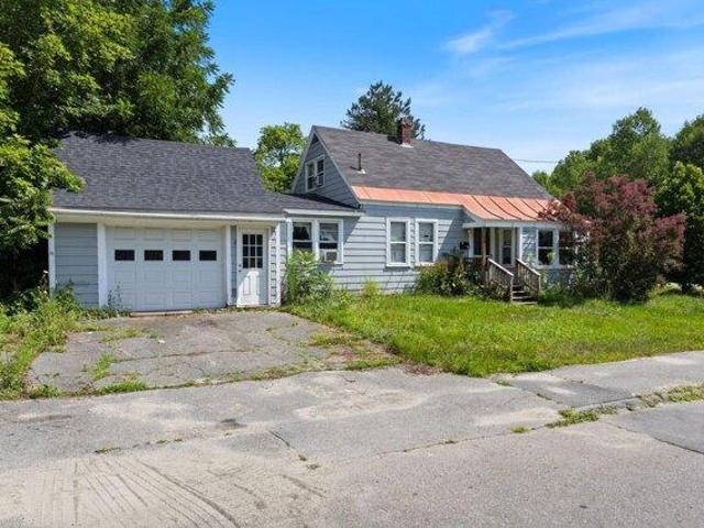 house with 3 bedroom, Waterville ME DS104009603