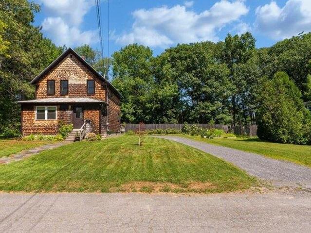 house with 3 bedroom, Waterville ME ES105144976