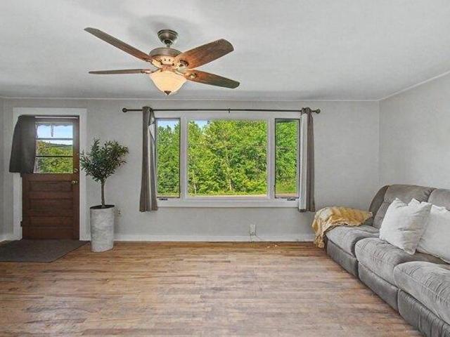 house with 3 bedroom, Waterville VT ES104446209