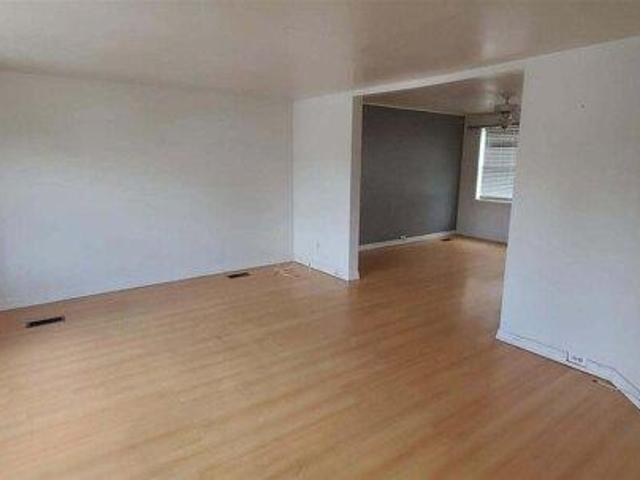house with 3 bedroom, Watervliet NY ES104899663