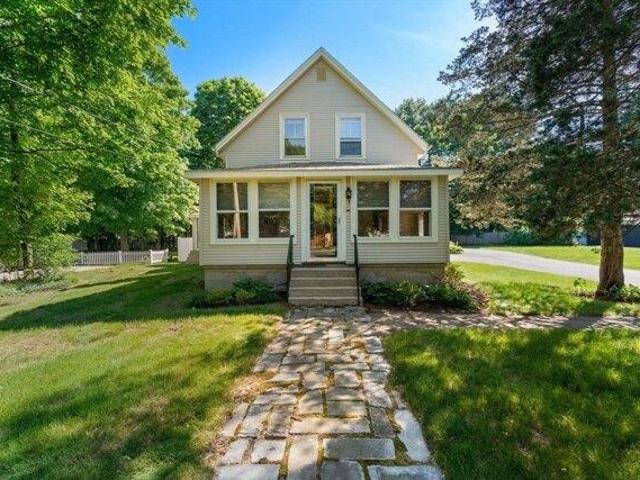 house with 3 bedroom, Wayland MA ES104113582