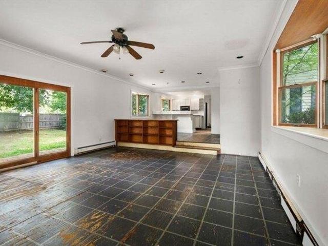 house with 3 bedroom, Wayland MA ES105115735