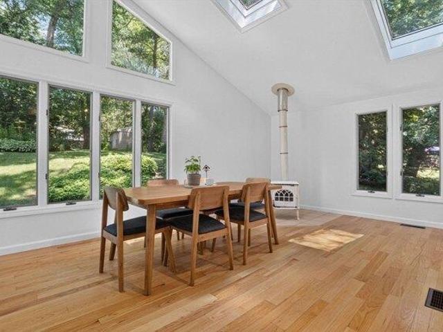 house with 3 bedroom, Wayland MA ES103436246
