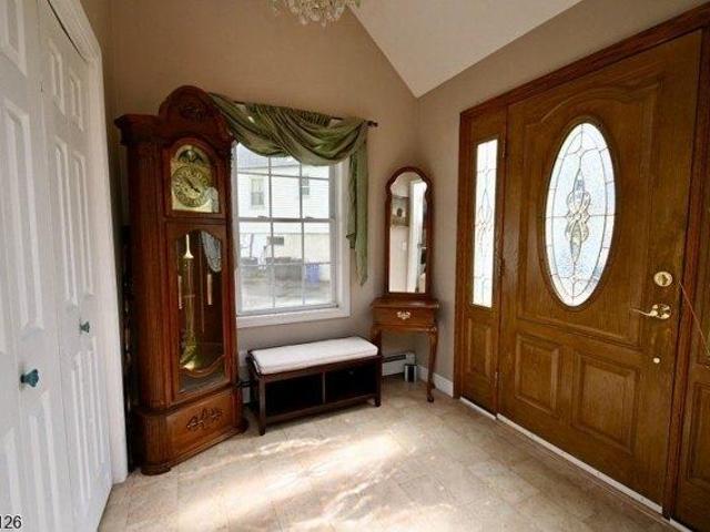 house with 3 bedroom, Wayne NJ DLS101998503
