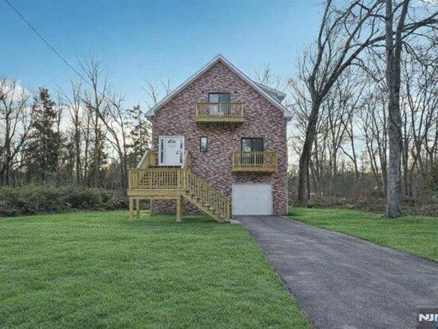 house with 3 bedroom, Wayne NJ DLS101999228