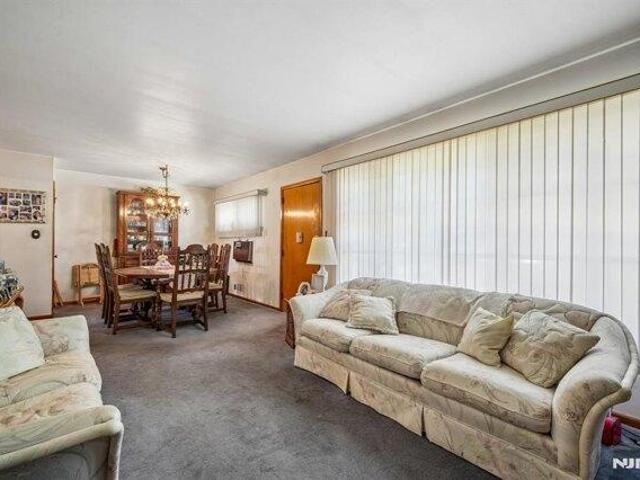 house with 3 bedroom, Wayne NJ DS101750684