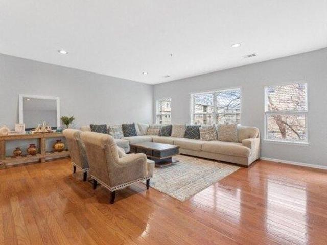 house with 3 bedroom, Wayne NJ DS101801352