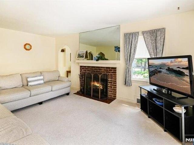 house with 3 bedroom, Wayne NJ DS103619421