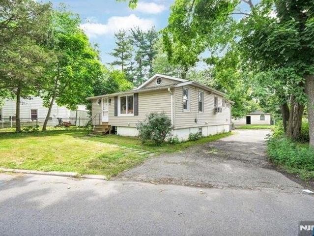 house with 3 bedroom, Wayne NJ DS104189364