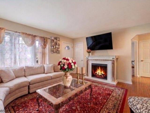 house with 3 bedroom, Wayne NJ ES104833933