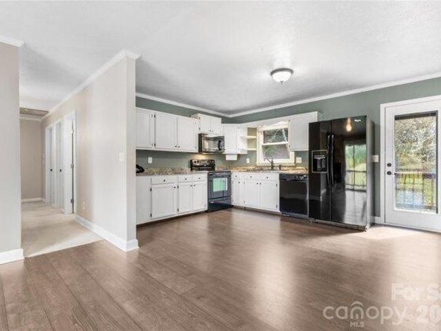 house with 3 bedroom, Waynesville NC ES104900785