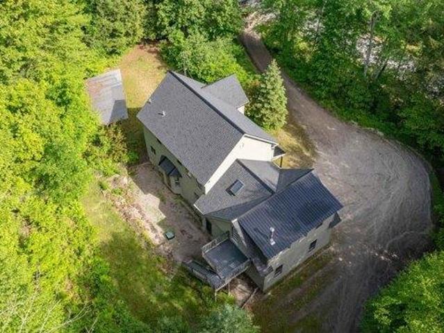 house with 3 bedroom, Weare NH ES104045518