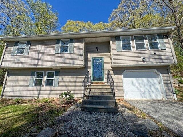 house with 3 bedroom, Webster MA DLS102089051