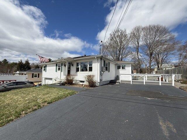 house with 3 bedroom, Webster MA DS102477291