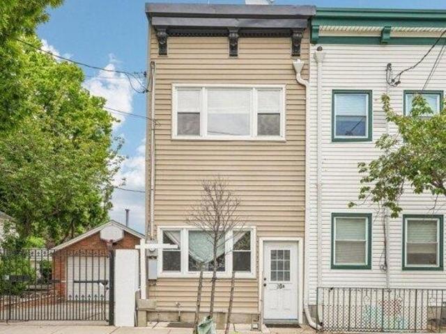 house with 3 bedroom, Weehawken NJ ES104852741