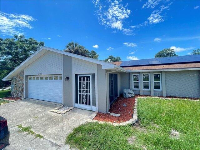 house with 3 bedroom, Weeki Wachee FL DLS92496211