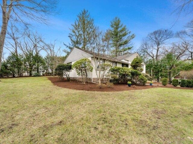house with 3 bedroom, Wellesley MA DS102121415