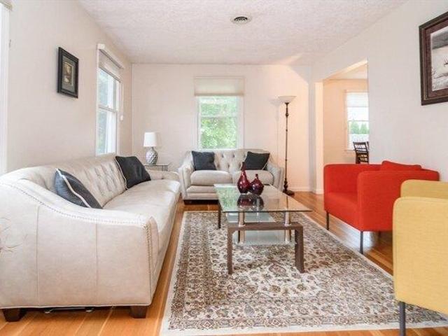 house with 3 bedroom, Wellesley MA DS104296612