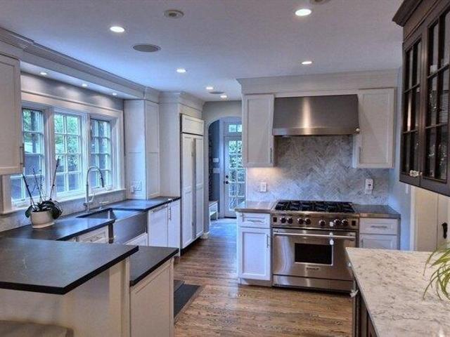 house with 3 bedroom, Wellesley MA ES104008154