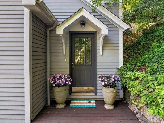 house with 3 bedroom, Wellesley MA ES105513832