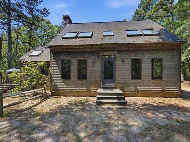 house with 3 bedroom, Wellfleet MA ES104921736