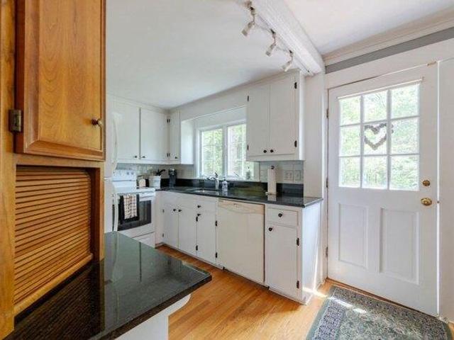 house with 3 bedroom, Wellfleet MA ES105693910