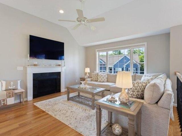 house with 3 bedroom, Wells ME ES105175910