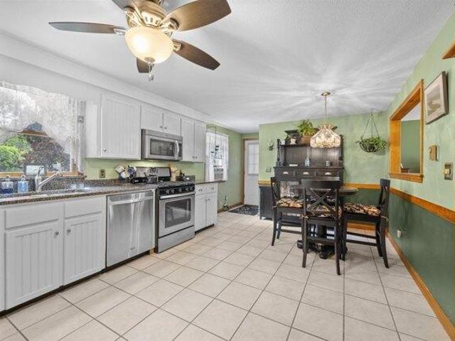 house with 3 bedroom, Wells ME ES105202682