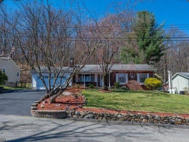 house with 3 bedroom, West Milford NJ DLS102729134