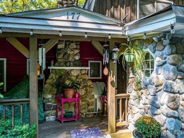 house with 3 bedroom, West Milford NJ DLS102729218