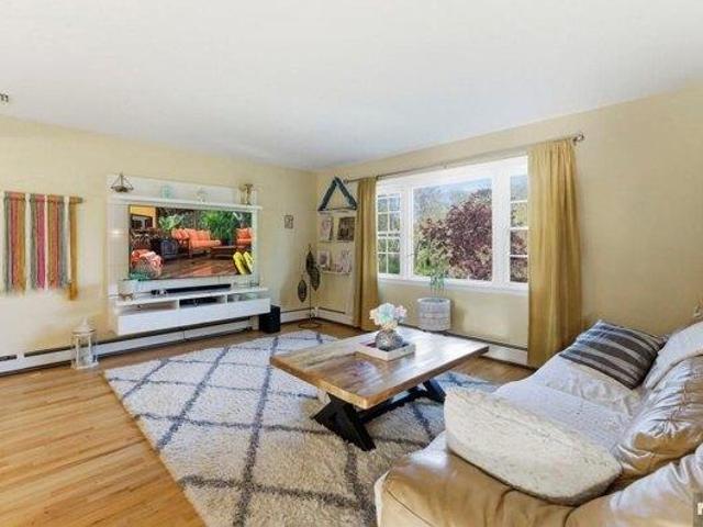 house with 3 bedroom, West Milford NJ DLS102729333