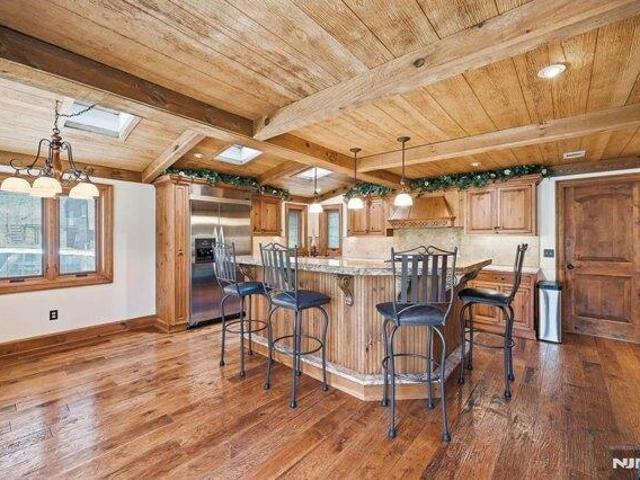 house with 3 bedroom, West Milford NJ DLS102825689