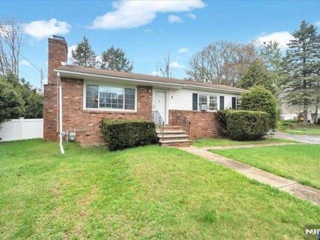 house with 3 bedroom, West Milford NJ DS101859512