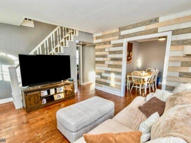 house with 3 bedroom, West Milford NJ DS101998167
