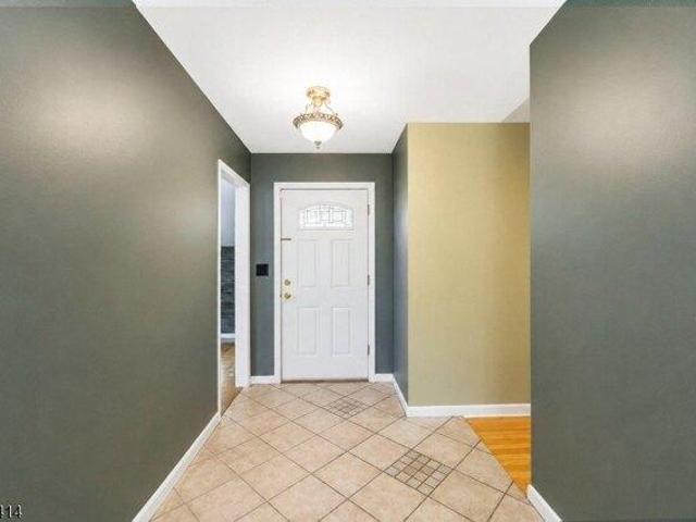 house with 3 bedroom, West Milford NJ DS102725312
