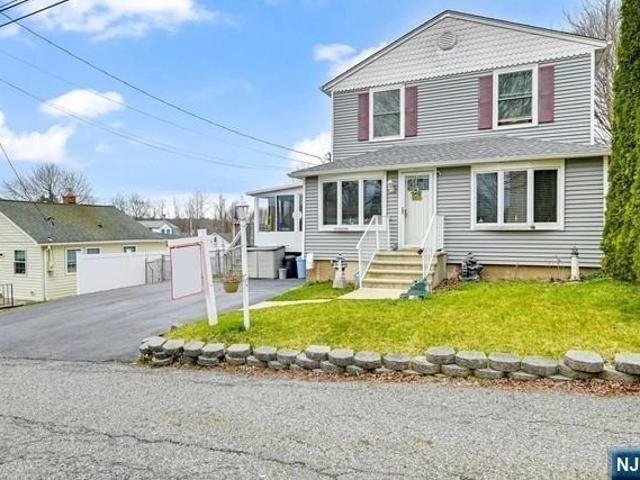 house with 3 bedroom, West Milford NJ DS102215497