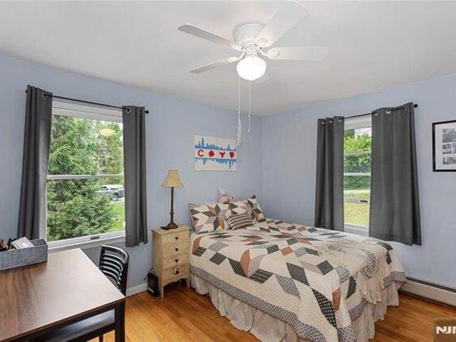 house with 3 bedroom, West Milford NJ DS103664817
