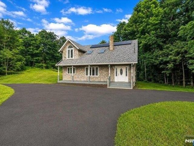 house with 3 bedroom, West Milford NJ ES104569942
