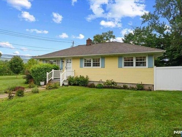 house with 3 bedroom, West Milford NJ ES105586894