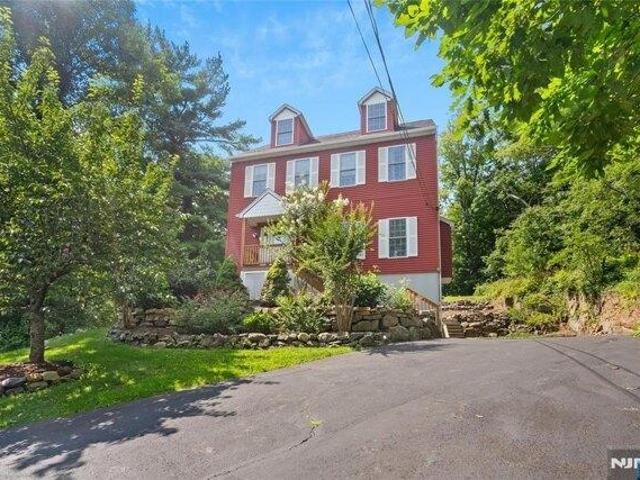 house with 3 bedroom, West Milford NJ ES105142981
