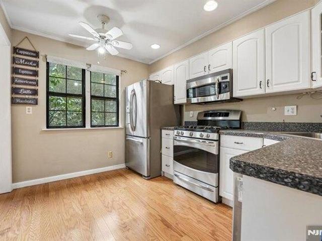 house with 3 bedroom, West Milford NJ ES105175461