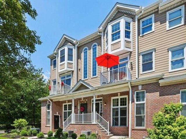 house with 3 bedroom, West New York NJ ES105157258